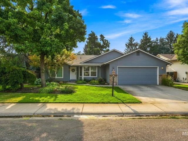 2851 N Camden Pl, Boise, ID 83704