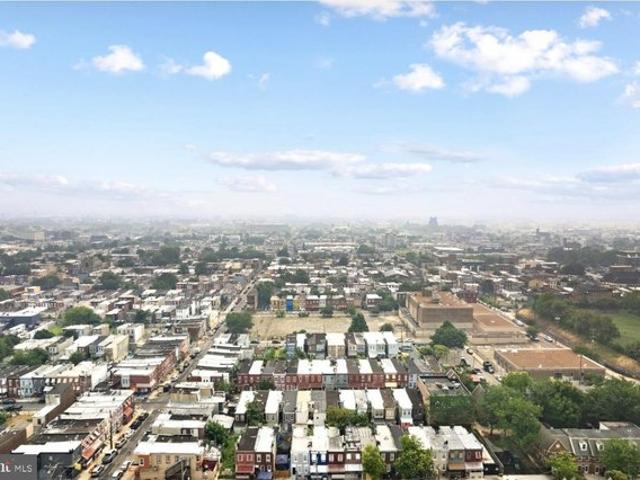 2851 N Franklin St, Philadelphia, PA 19133