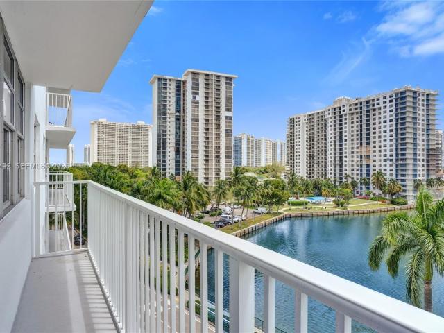 2851 NE 183rd St, Unit 616E, Aventura, FL 33160 | MLS #A12010 | Compass