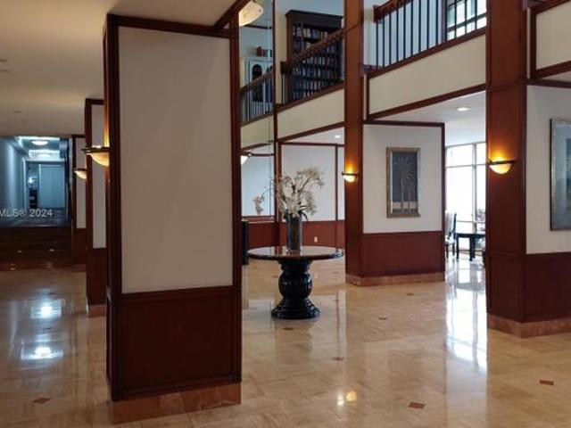 2851 NE 183rd St #115E, Aventura, FL 33160