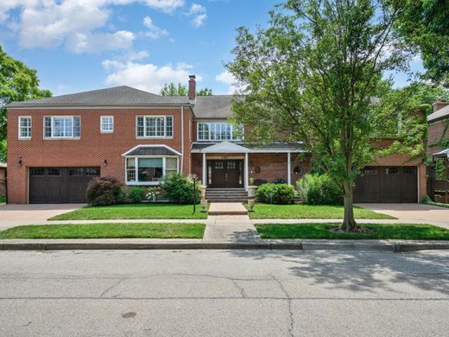 2851 W Rascher Ave, Chicago, IL 60625