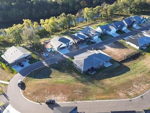 2851 2 Patrick John Dr, Eau Claire, WI 54703