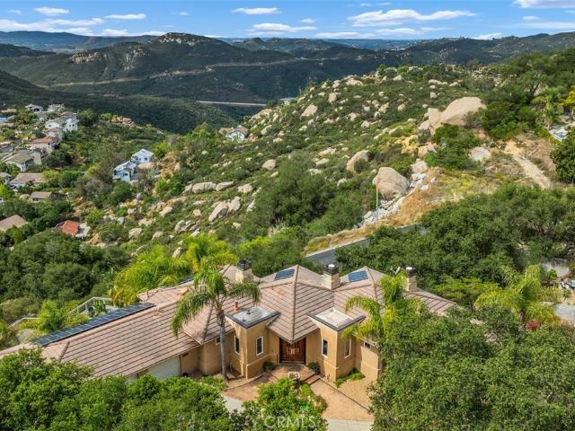 28521 Gladstone Ct, Escondido, CA 92026 | MLS #OC26088 | Compass