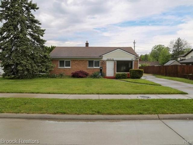 28521 Sutherland St, Southfield, MI 48076