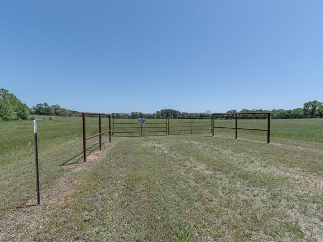 2852 N FM 312, Winnsboro, TX 75494