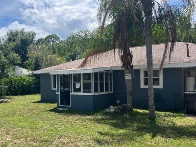 2852 Glenwood Ave, New Smyrna Beach, FL 32168