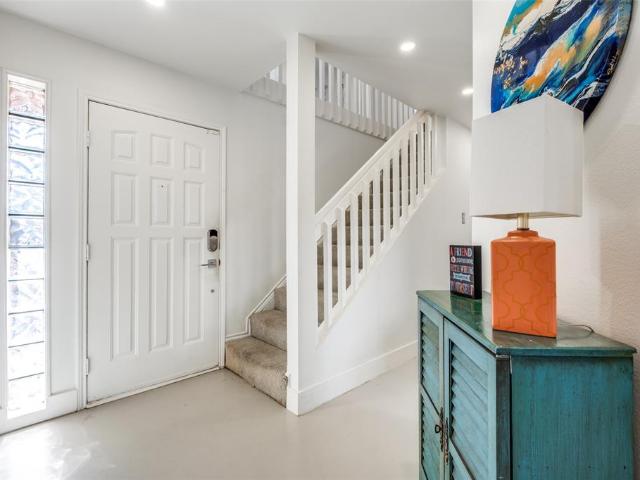 2852 Lee St, Dallas, TX 75206 | MLS #21201 | Compass