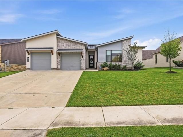 2852 Persimmon Ridge Ct, Bryan, TX 77807