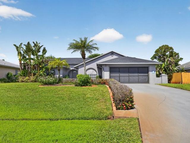 2852 SW Giralda St, Port Saint Lucie, FL 34953