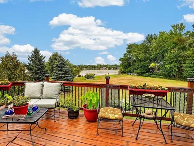 28531 Bay Shore Dr NW, Isanti, MN 55040