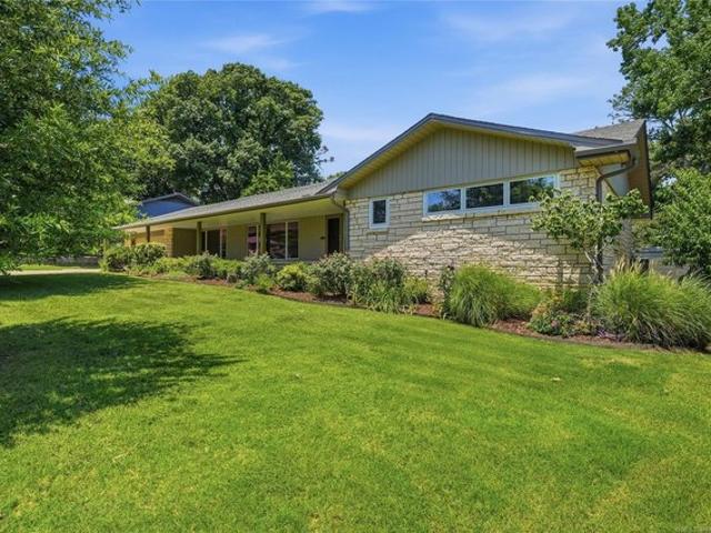 2853 E 35th Pl, Tulsa, OK 74105