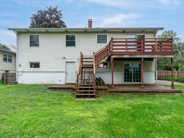 2853 Forest Road