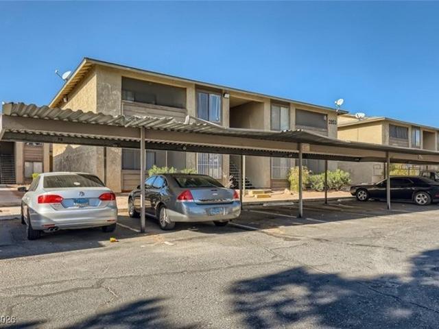 2853 Wheelwright Dr, Las Vegas, NV 89121