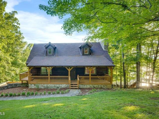 285 Allison Cove Trl, Piney Flats, TN 37686