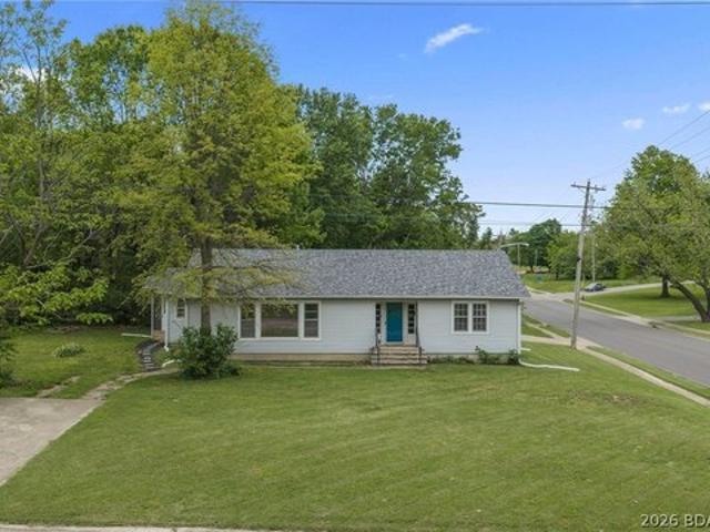 285 Ash St, Lebanon, MO 65536