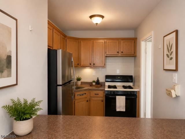 285 Aycrigg Avenue # 20C
