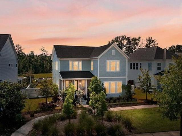 285 Great Lawn Dr, Summerville, SC 29486