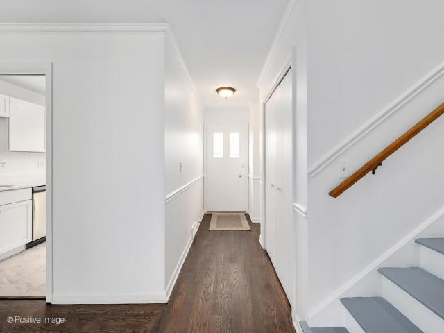 285 E 1st St, Elmhurst, IL 60126 | MLS #12646