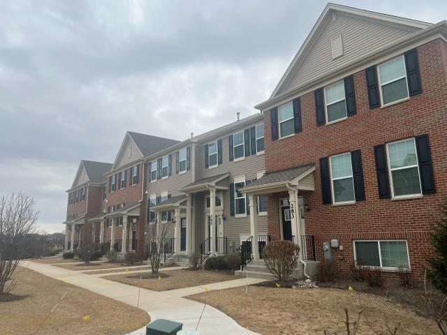 285 Lakeshore Drive
