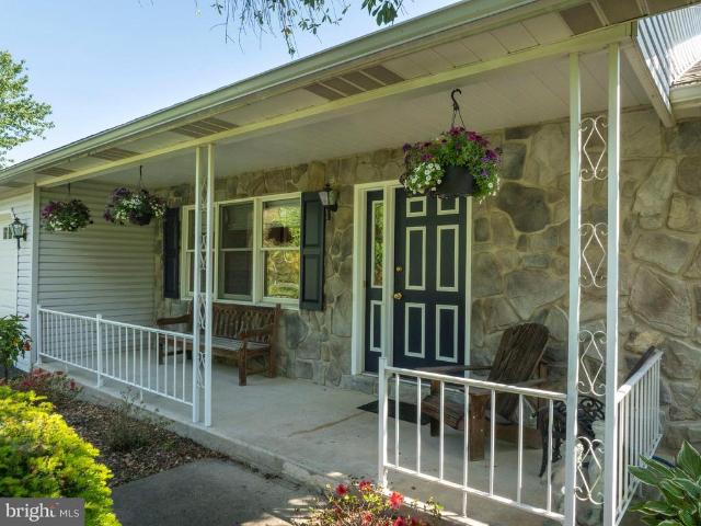 285 Lutz Lane