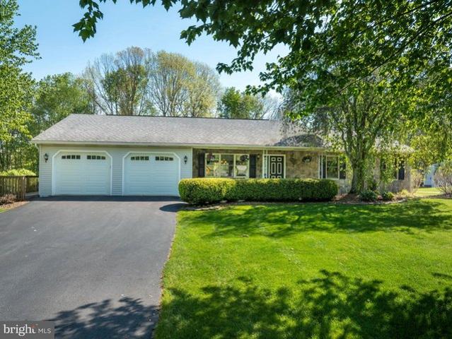 285 Lutz Ln, Port Matilda, PA 16870