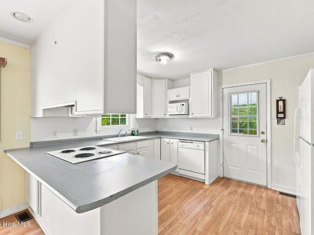 285 Mcdairmid Road