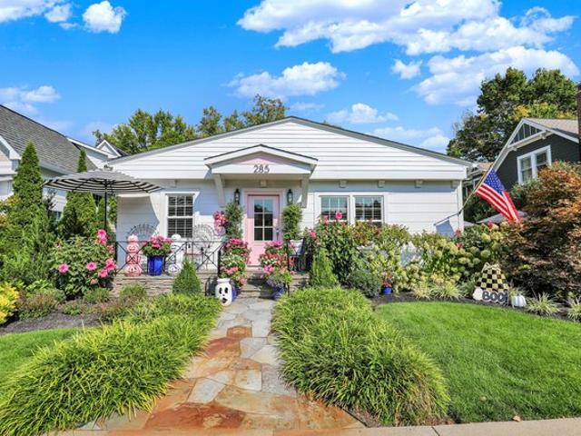 285 N Main St, Zionsville, IN 46077