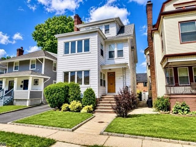 285 N Maple Ave, East Orange, NJ 07017
