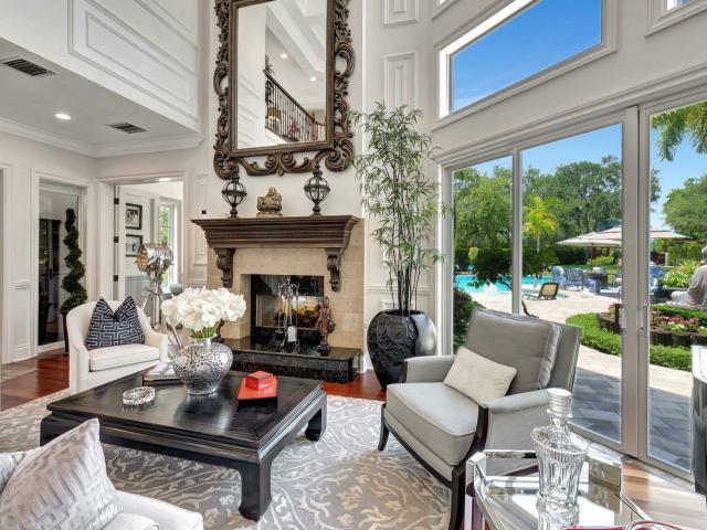 285 NW 6th Street, Boca Raton, US, FL