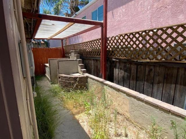 285 S Mollison Ave