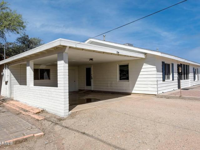 285 S Salas Lane