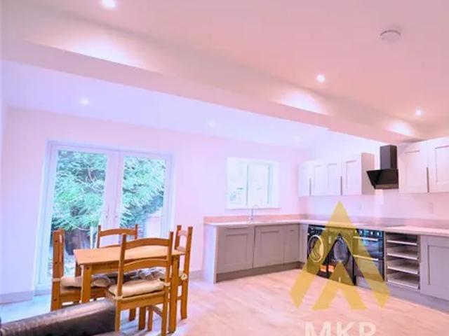 285 Quinton Road, Metchley, B17 0RB, United Kingdom | 4 bed townhouse for rent #167100681 | Rentberry