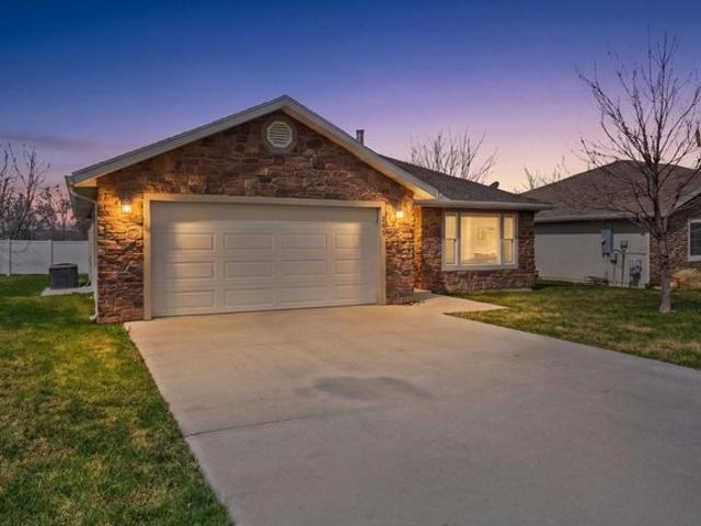 285 W 60 S, Hyde Park, UT 84318