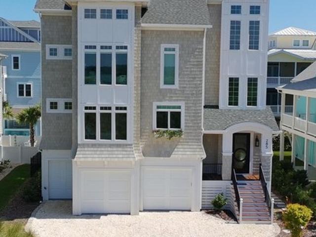 285 W Second St, Ocean Isle Beach, NC 28469