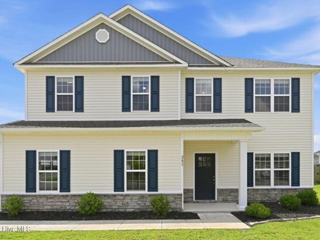 285 Wood House Dr, Jacksonville, NC 28546