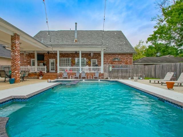285 Walter Road