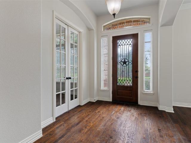 285 Talbot Lane