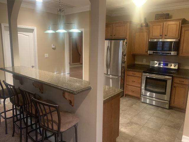 285 Turnberry Cir