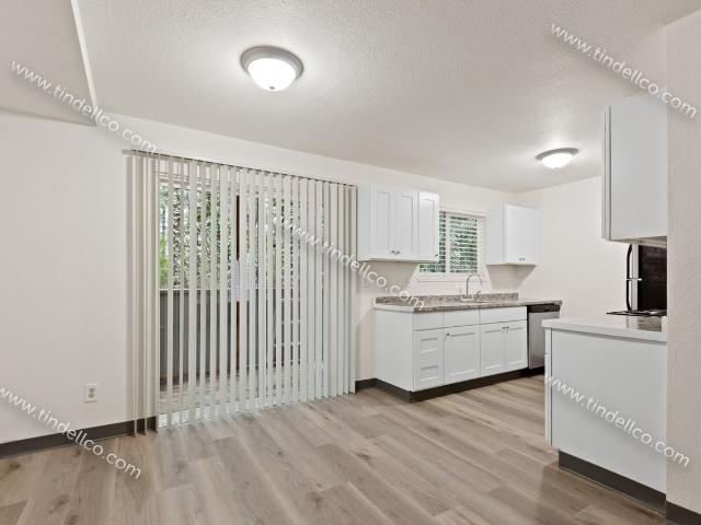 285RK Wellington Square 3 Bedroom Apartment for Rent at 19849 Ne Halsey St, Gresham, OR 97230 North Gresham