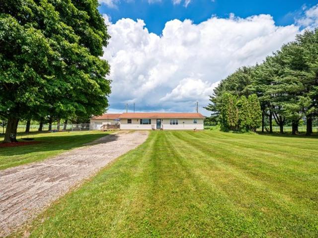 28644 Elm St, Dowagiac, MI 49047