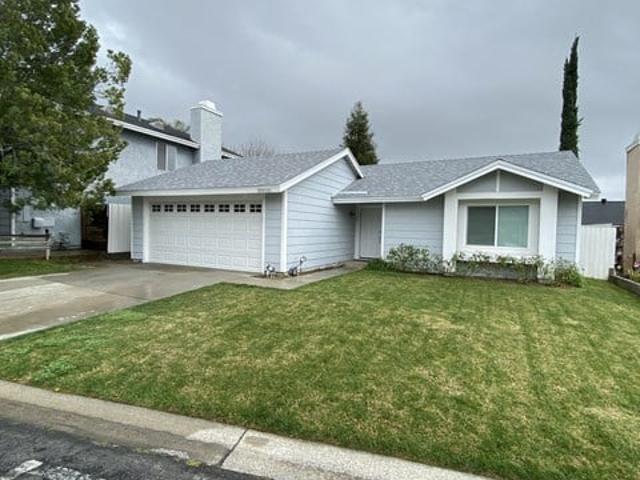 28659 Newcastle Road Highland, CA 92346 2/2 966 sqft