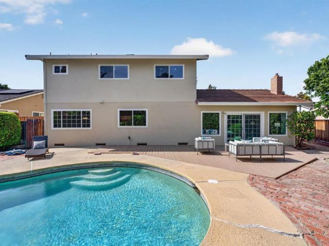 2865 Longspur Way