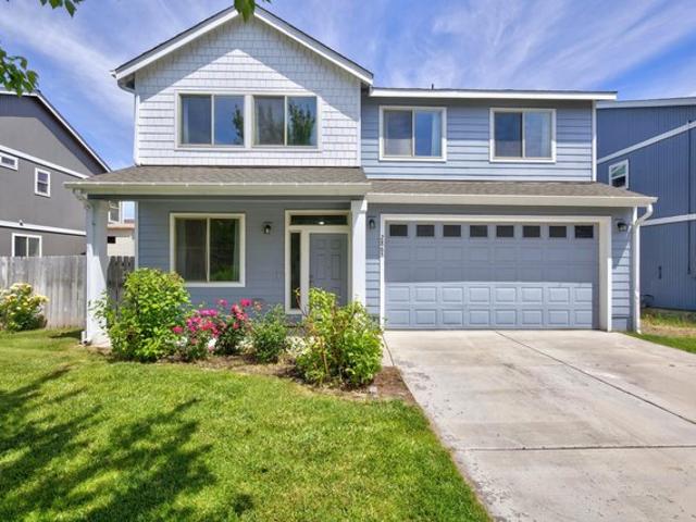 2865 SW Indian Pl, Redmond, OR 97756