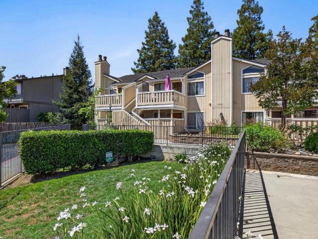 2865 S Bascom Avenue 909