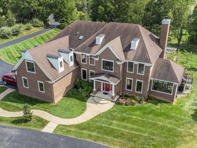 2865 Walters Way