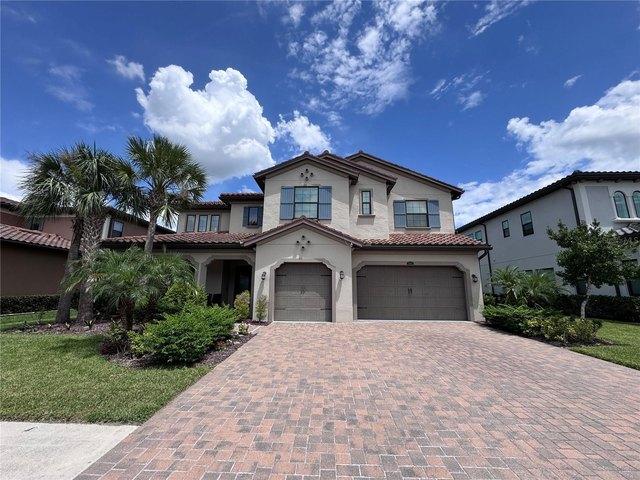 28661 Picana Ln, Wesley Chapel, FL 33543