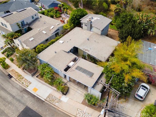 2866 Gobat Avenue