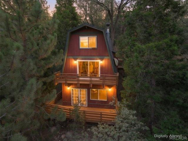 28673 Manitoba Dr, Lake Arrowhead, CA 92352