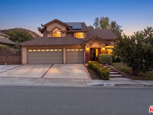 28674 Kathleen Ave, Santa Clarita, CA 91390