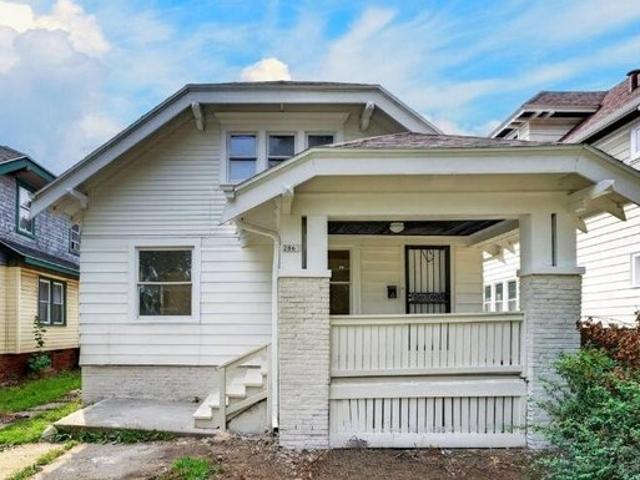2867 N 40th St, Milwaukee, WI 53210